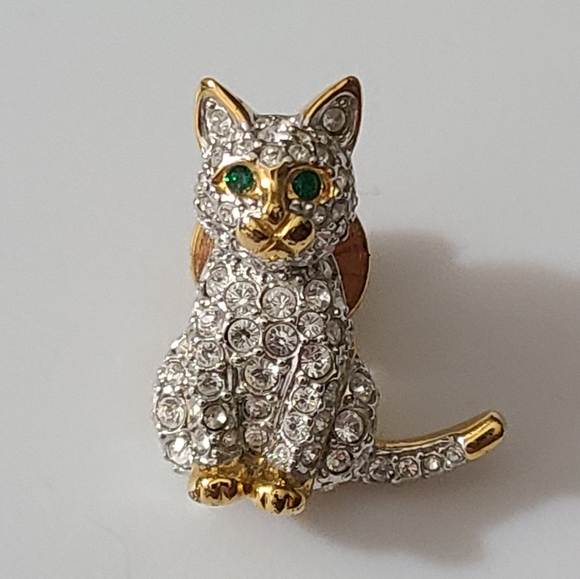 Swarovski | Jewelry | Vintage Swarovski Cat Brooch Pin New Emerald Eyes ...
